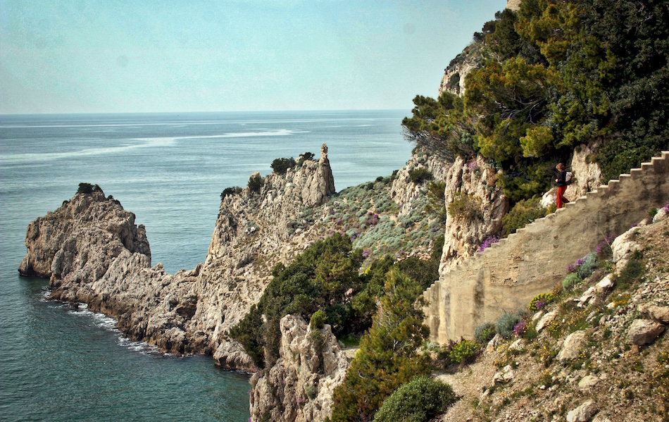 Sul mare di Ulisse, lungo la Via Flacca – sentieri d'autore